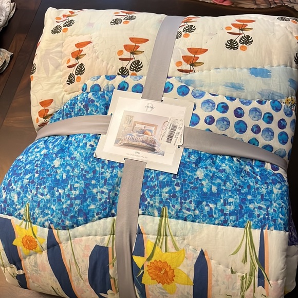 studio D | Bedding | Studio D Opal Reversible Quilt Mini Set | Poshmark